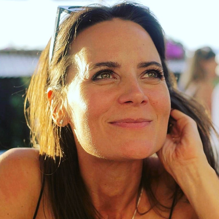 Lisa Sampson's Instagram, Twitter & Facebook on IDCrawl